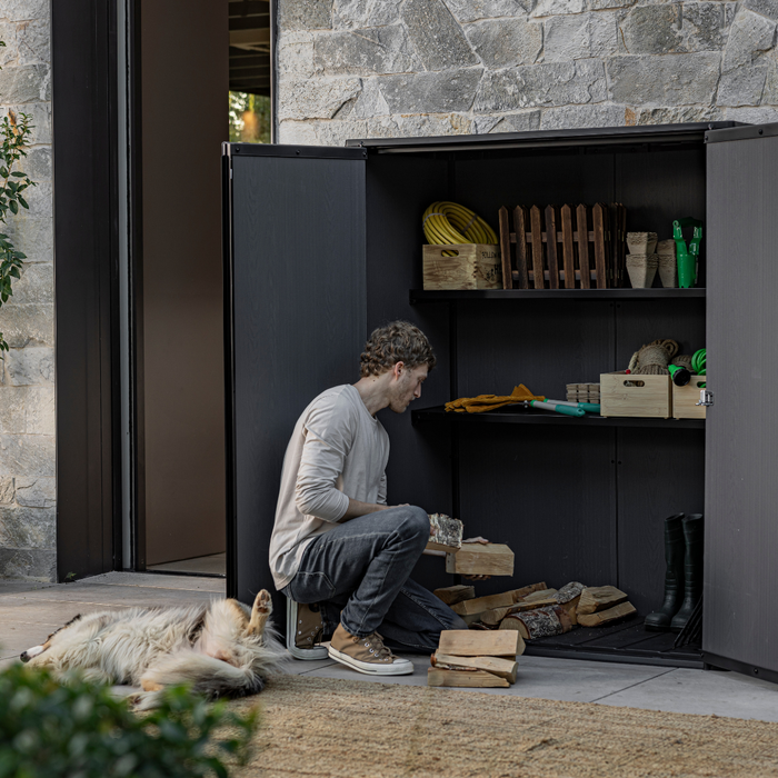 KETER Signature Collection: Vertical Shed