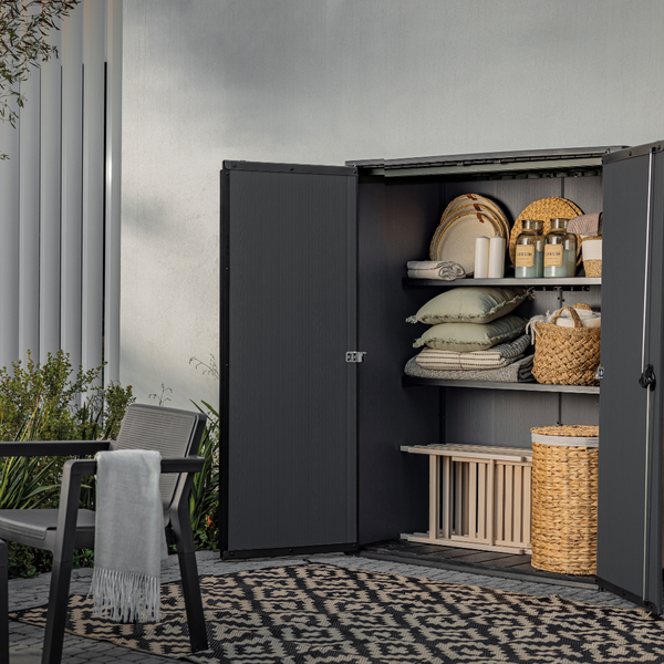 KETER Signature Collection: Vertical Shed